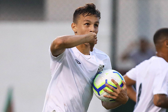 Ex-Santos, atacante Matheus Moraes está perto de fechar com o Londrina ...