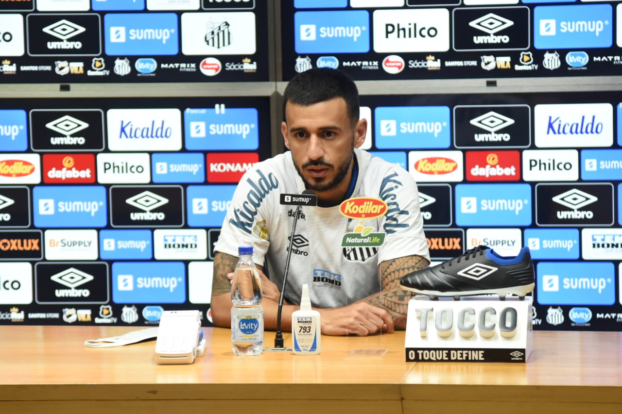 Camacho explica como lidou com rejeição na chegada ao Santos - Diário ...