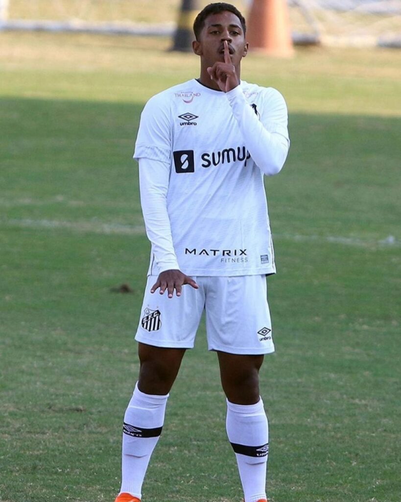 Santos empresta Lucas Sena ao Rio Branco-PR até o final do Paranaense ...