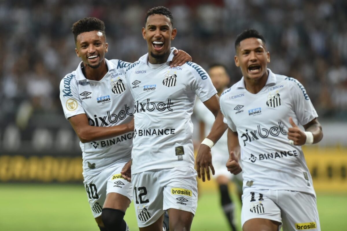 Atuações: Rwan Seco é herói do Santos no empate contra o Atlético-MG ...