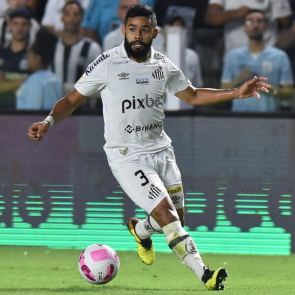Felipe Jonatan vê injustiça em derrota para o Grêmio e “outra cara” no ...