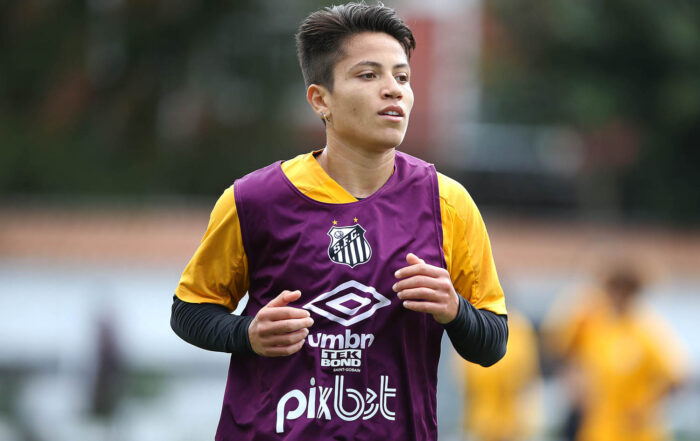 Bia Menezes foca na pré-temporada para repetir sucesso de 2022