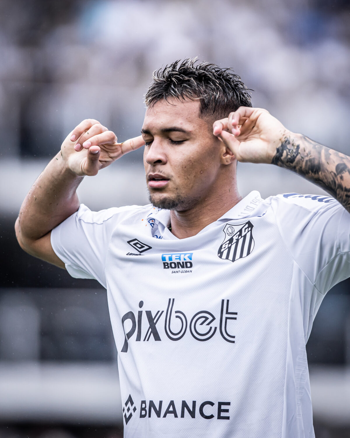 Atuações: Marcos Leonardo quebra jejum e comanda goleada do Santos ...