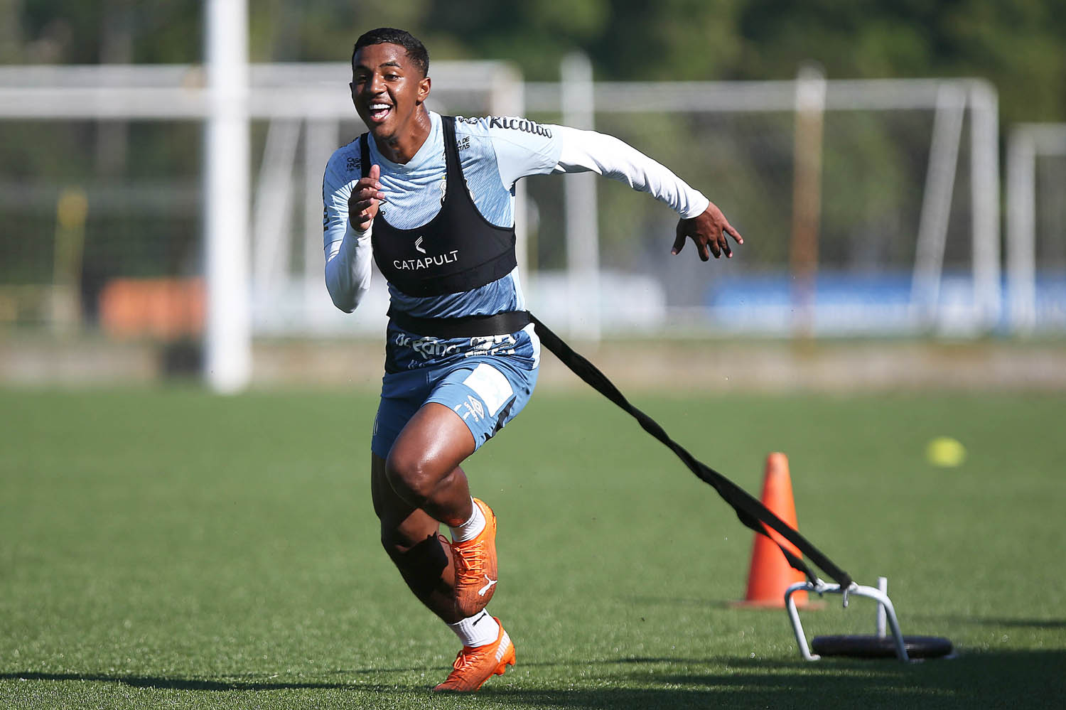 Santos empresta Lucas Sena para clube da segunda divisão do Paraná