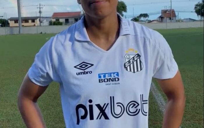 Bianca Gomes comemora primeiro gol em estreia com a camisa das Sereias ...
