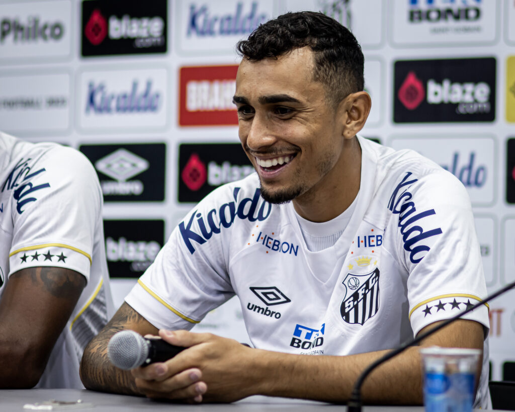 Luan Dias define preferência, mas fala em versatilidade para ajudar Odair