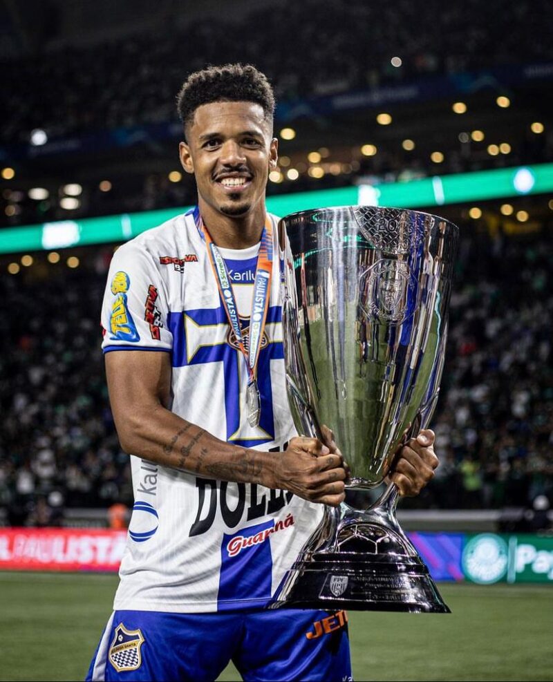 Apoio dos pais, versatilidade e admiração pelo Santos: Conheça o ...