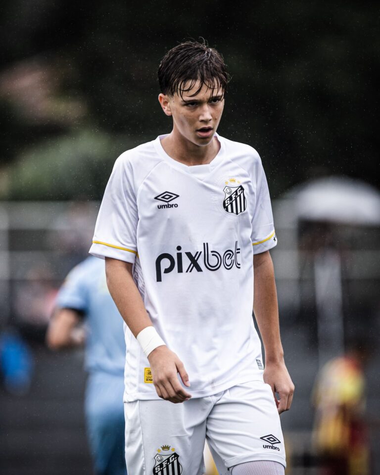 Vinicius Fabri comemora boa fase do Santos pelo Paulista Sub-15 ...
