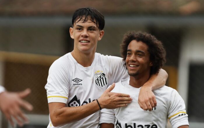 Com dois gols de Lucas Yan, Santos vence Goiás no Brasileiro Sub-17 ...