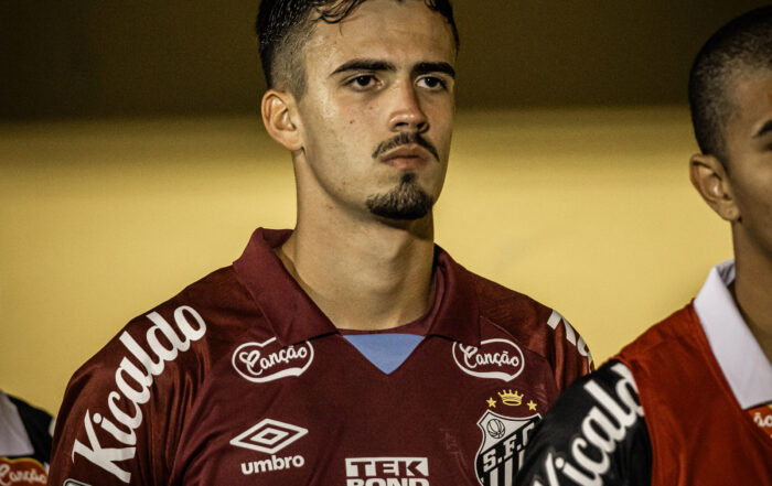 Rodrigo Falcão sofre fratura no dedo da mão e fica de fora da Copinha ...