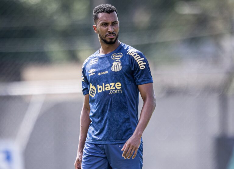 Com Lucas Braga titular, Pedro Caixinha esboça Santos para estreia no ...