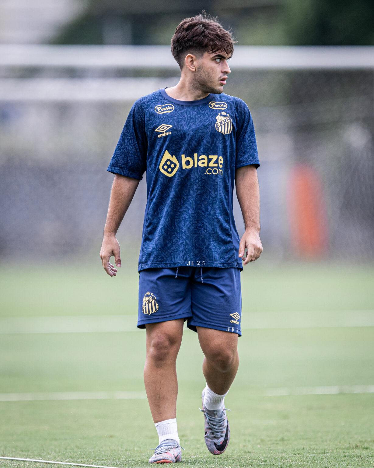 Decisão sobre futuro de Matheus Lima no Santos fica nas mãos de gerente da base - Diário do Peixe