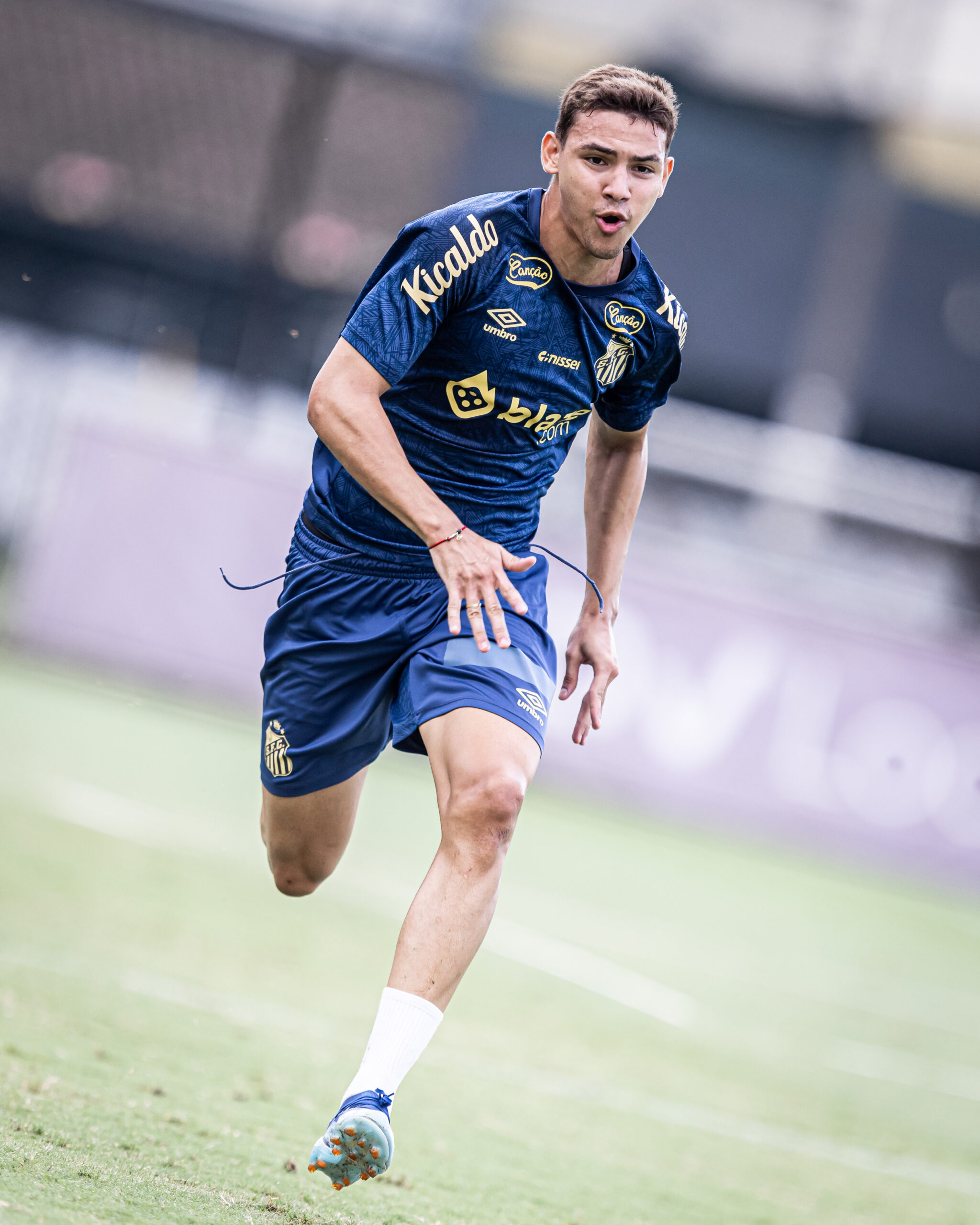 Deivid Washington faz primeiro treino no retorno do Santos - Diário do ...