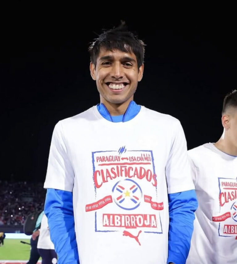 Novo reforço do Santos, Alexis Duarte comemora classificação do ...