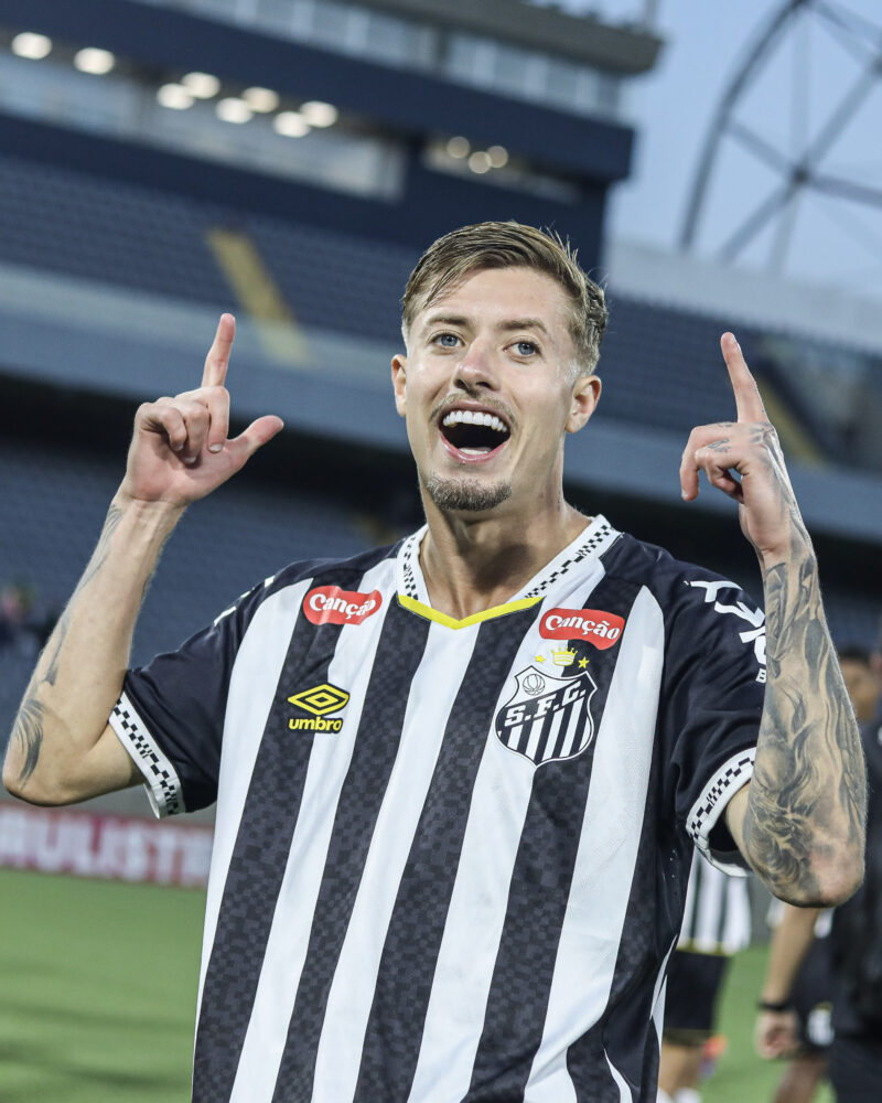 Enzo Boer treinará com o profissional após Santos recusar venda para ...