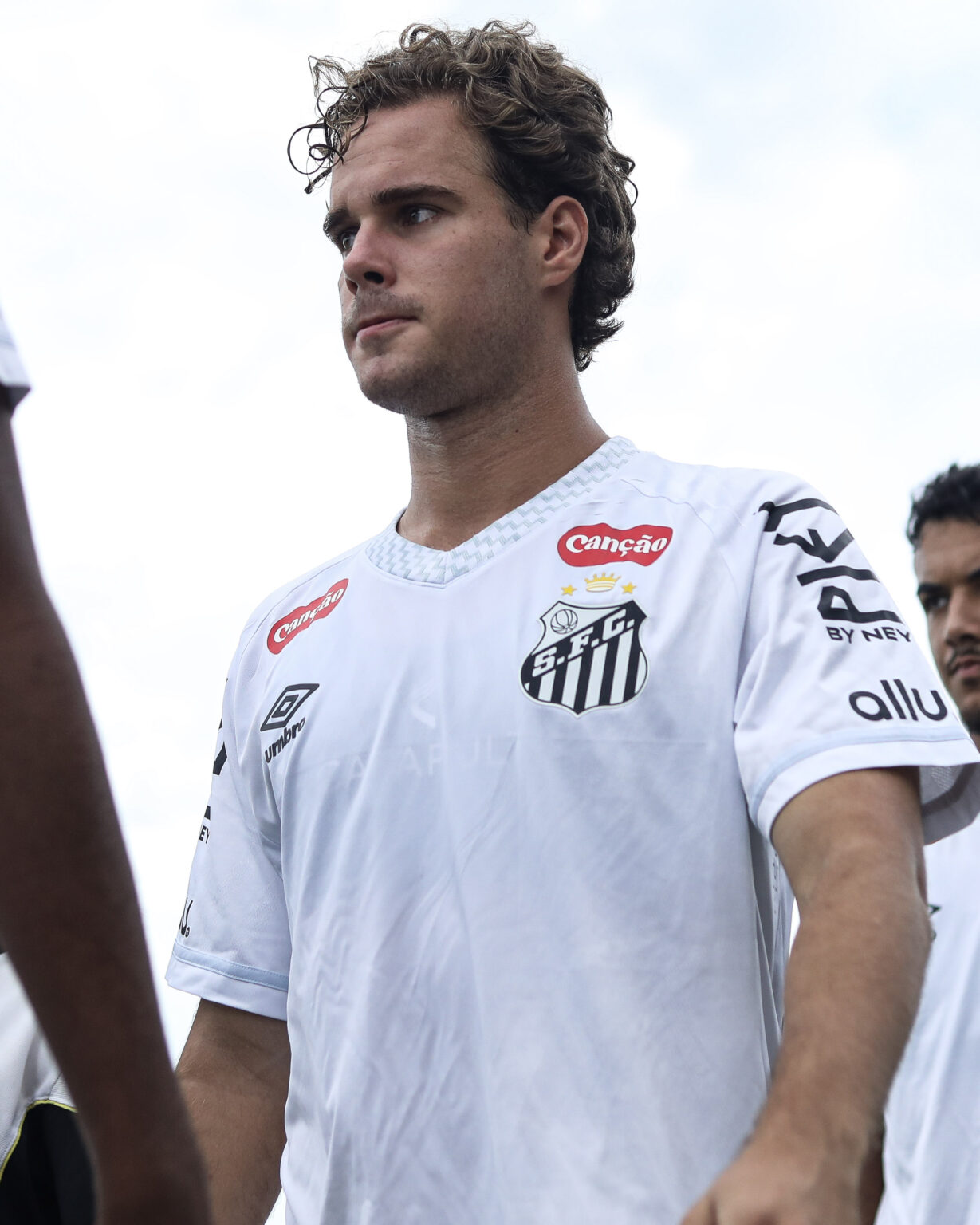 Santos vai definir futuro de jogadores que 'estouraram' idade para a ...